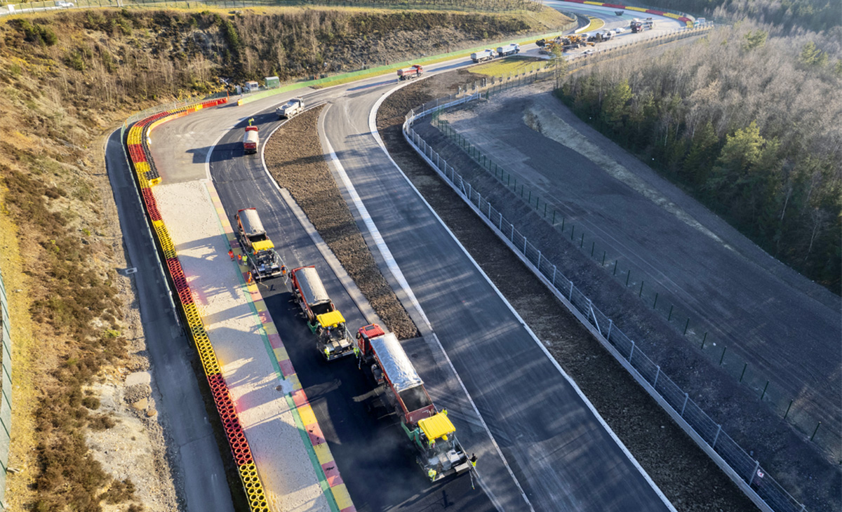 Strojevi Wirtgen Grupe obnavljaju asfalt na stazi Formule 1 Circuit de ...