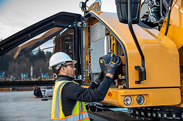 CAT MH3026 - bager za manipulaciju materijalom