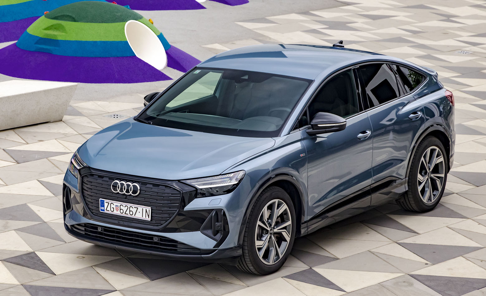 828 električnih vozila u prvih osam mjeseci