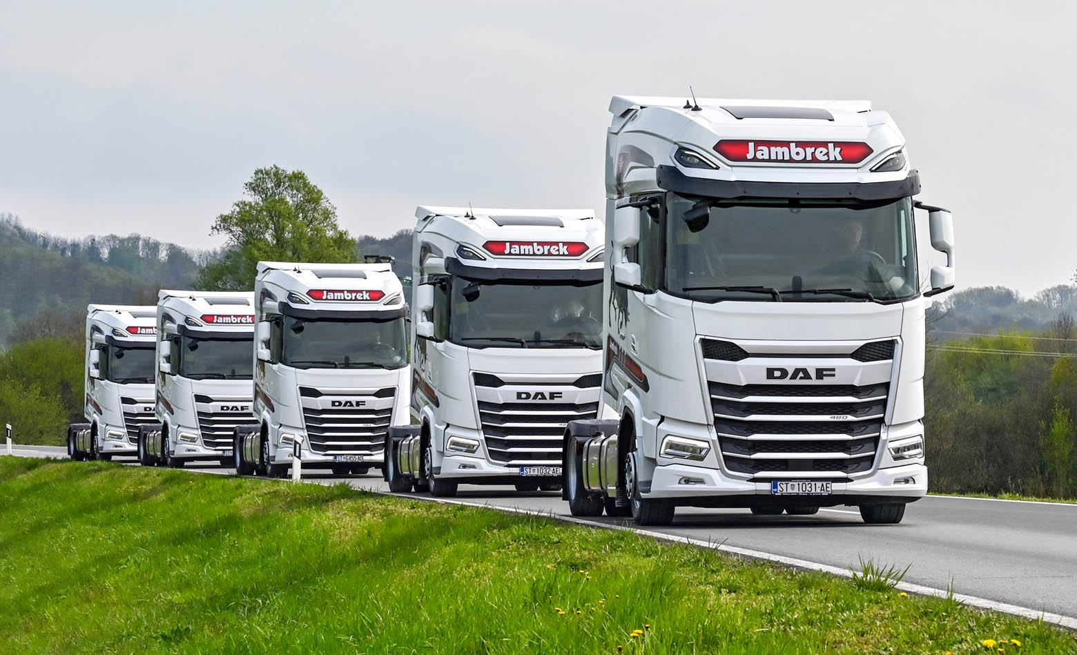 5 DAF XG+ za Jambrek transporte