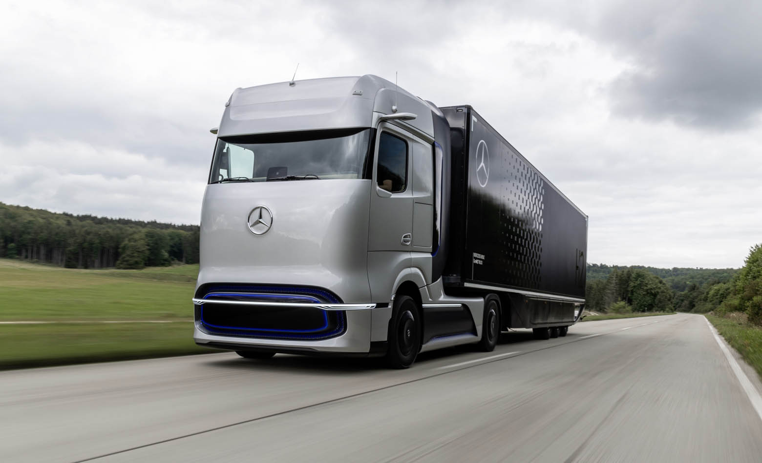 Mercedes-Benz GenH2 – 1.000 km dosega s vodikom