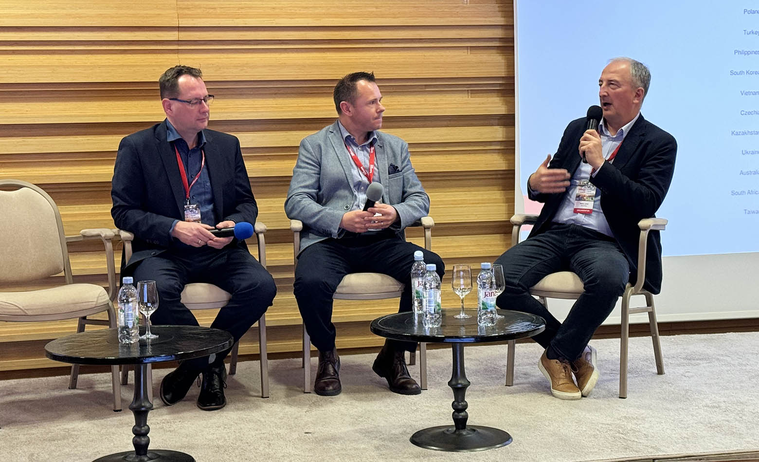 Kamion&Bus forum: Cestovni prijevoz uz ograničenja emisije CO2