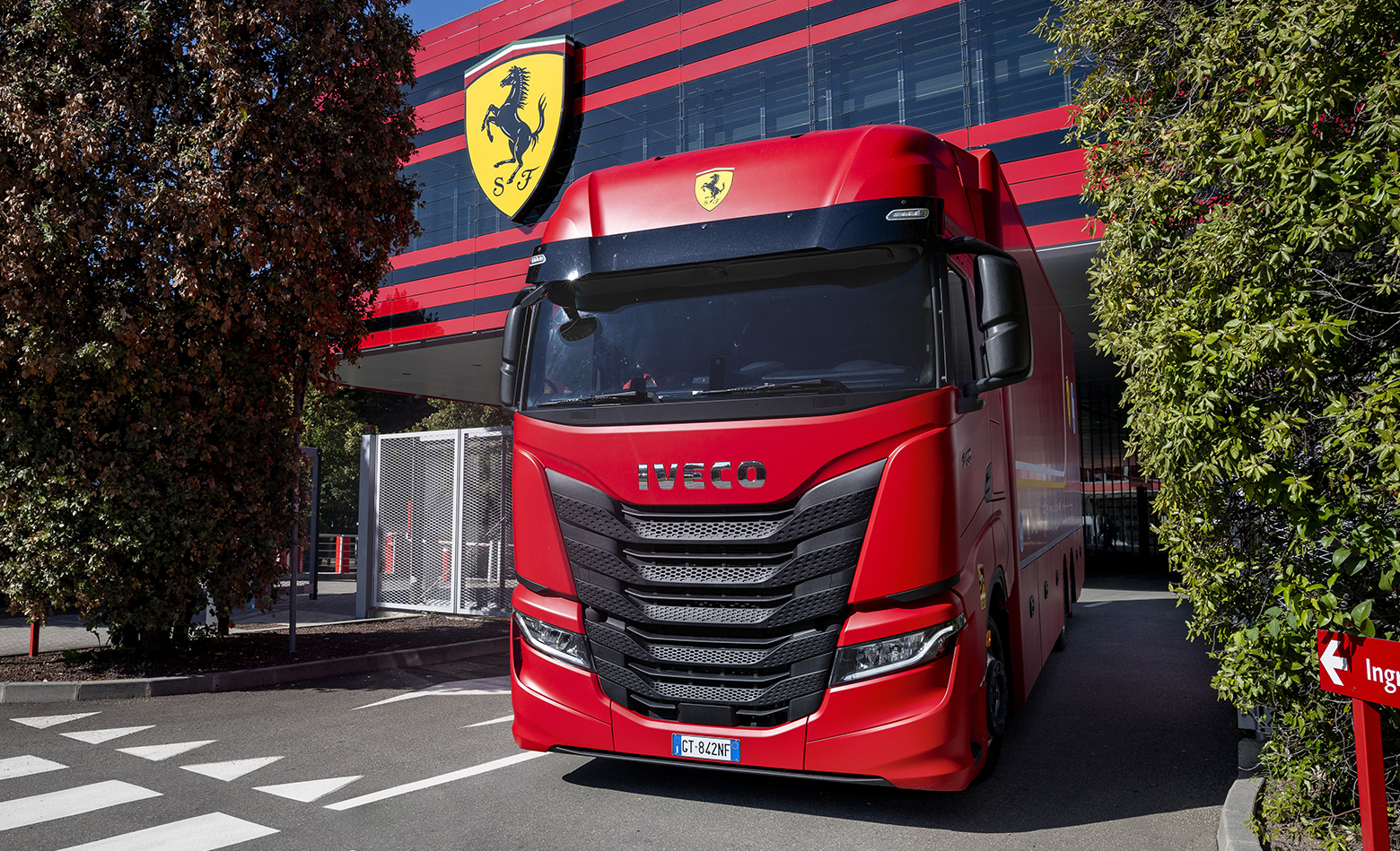 15 Iveco S-Way i Daily za Scuderia Ferrari HP