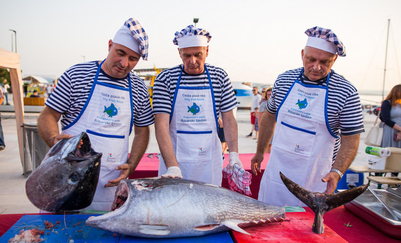 Fešta od tune u Jadranovu na kraju mjeseca plave ribe