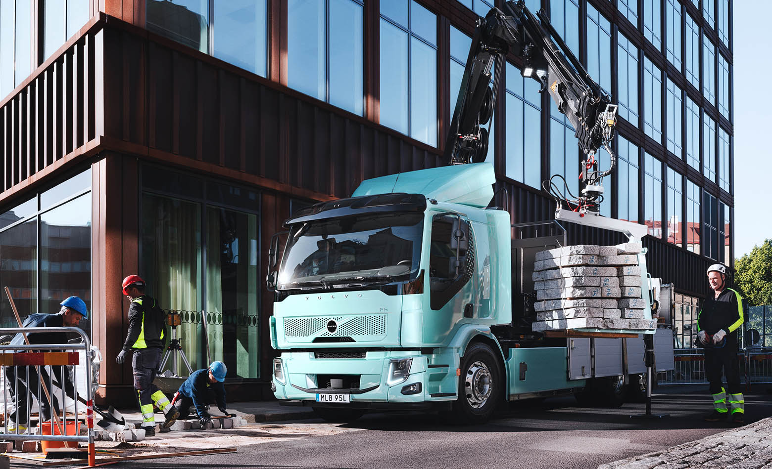Obnovljeni Volvo FL i FE modeli