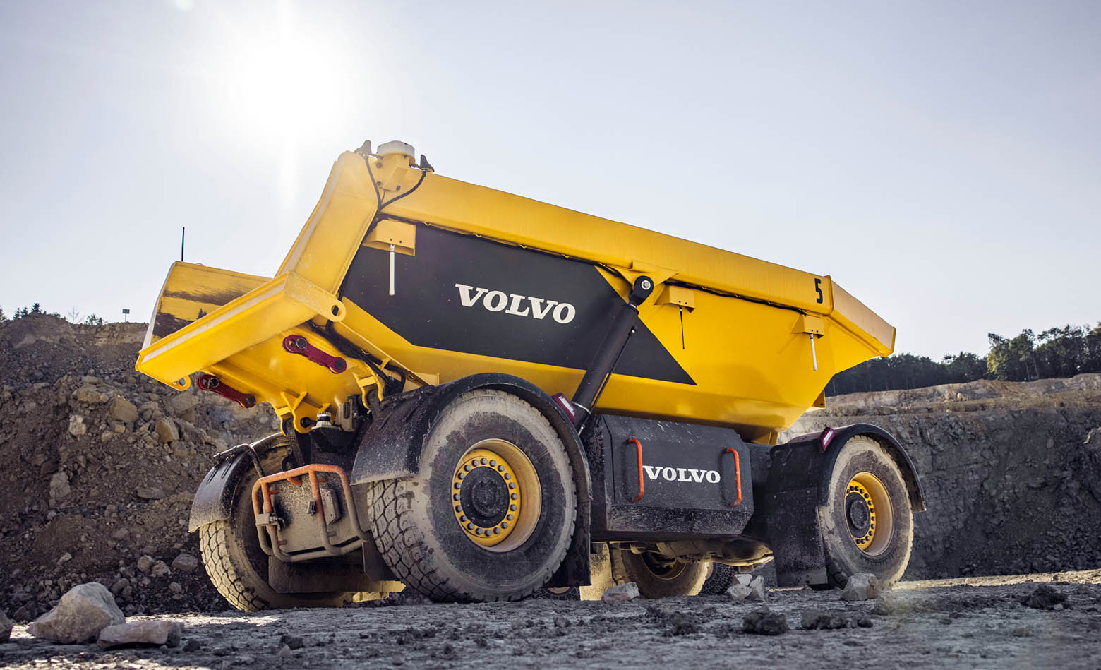 Autonomni i električni Volvo kiper