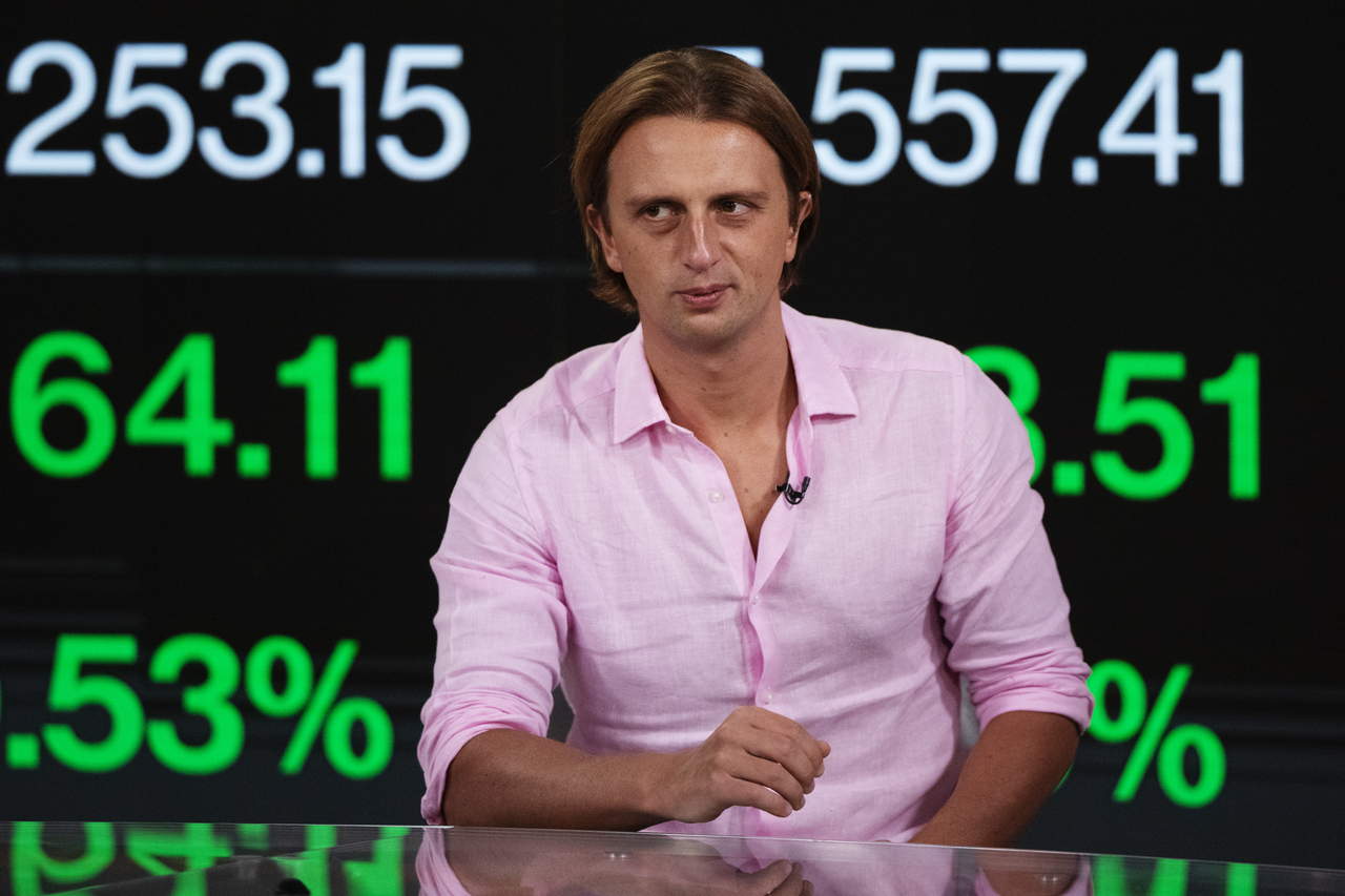 Revolut CEO Storonsky Builds Side Bet to Disrupt Venture Capital With AI