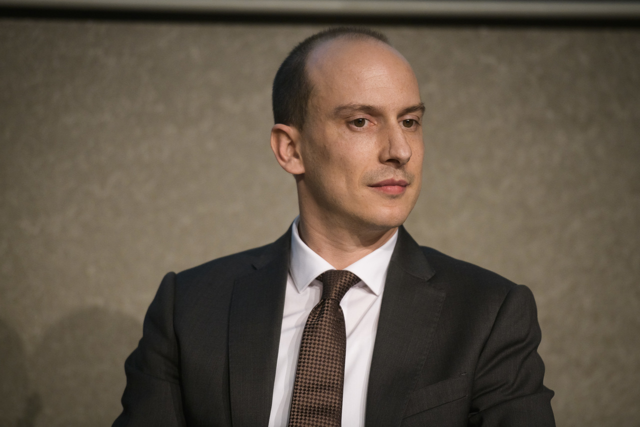 Antipanični priročnik za vlagatelje: kam s prihranki, ko koronavirus ...