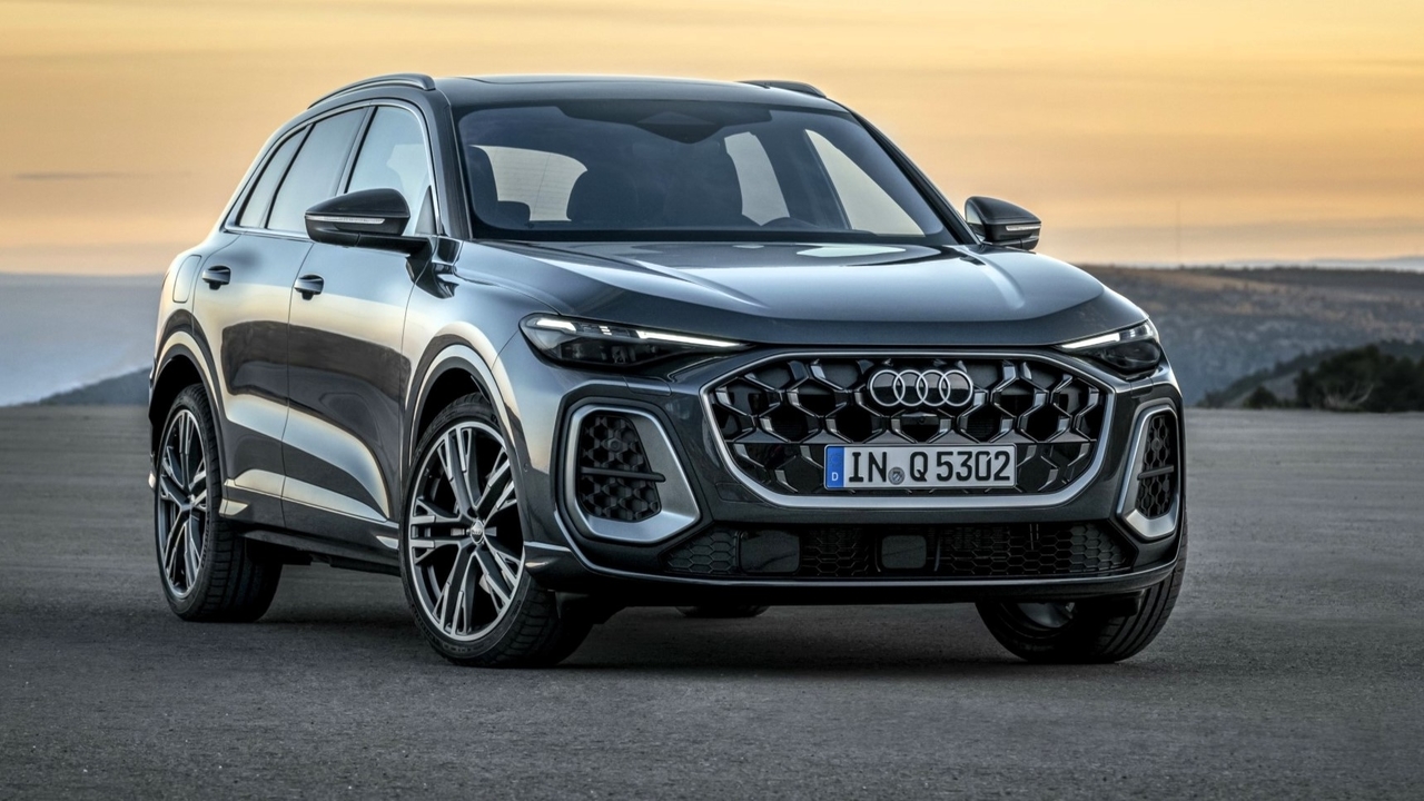 Novi audi Q5 prihaja s klasičnimi pogoni, v Sloveniji bo cenejši od ...