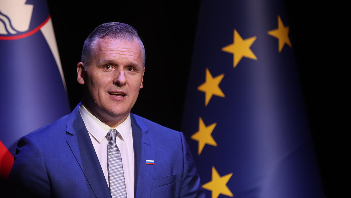 Članice EU komisijo pozvale, naj že prihodnji teden pripravi zakonske ...