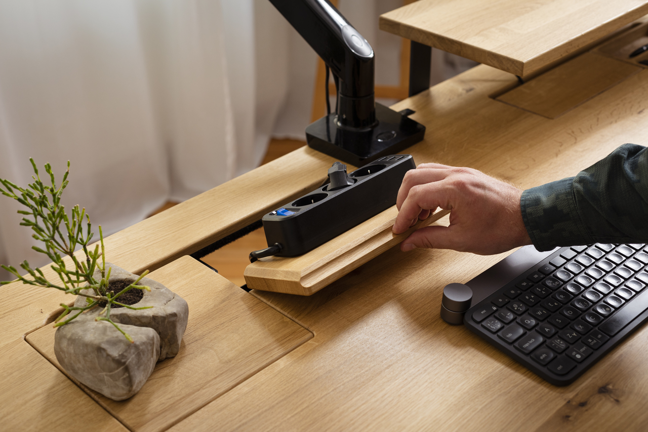 Kako je programer iz očetove mizarske delavnice naredil milijonski posel