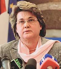 Lukačičeva ni več kmetijska ministrica