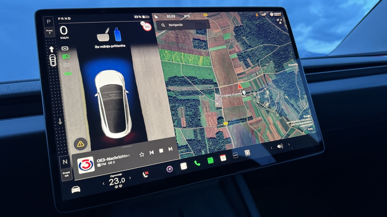 Osnovna tesla model 3 - električni avto v najučinkovitejši obliki