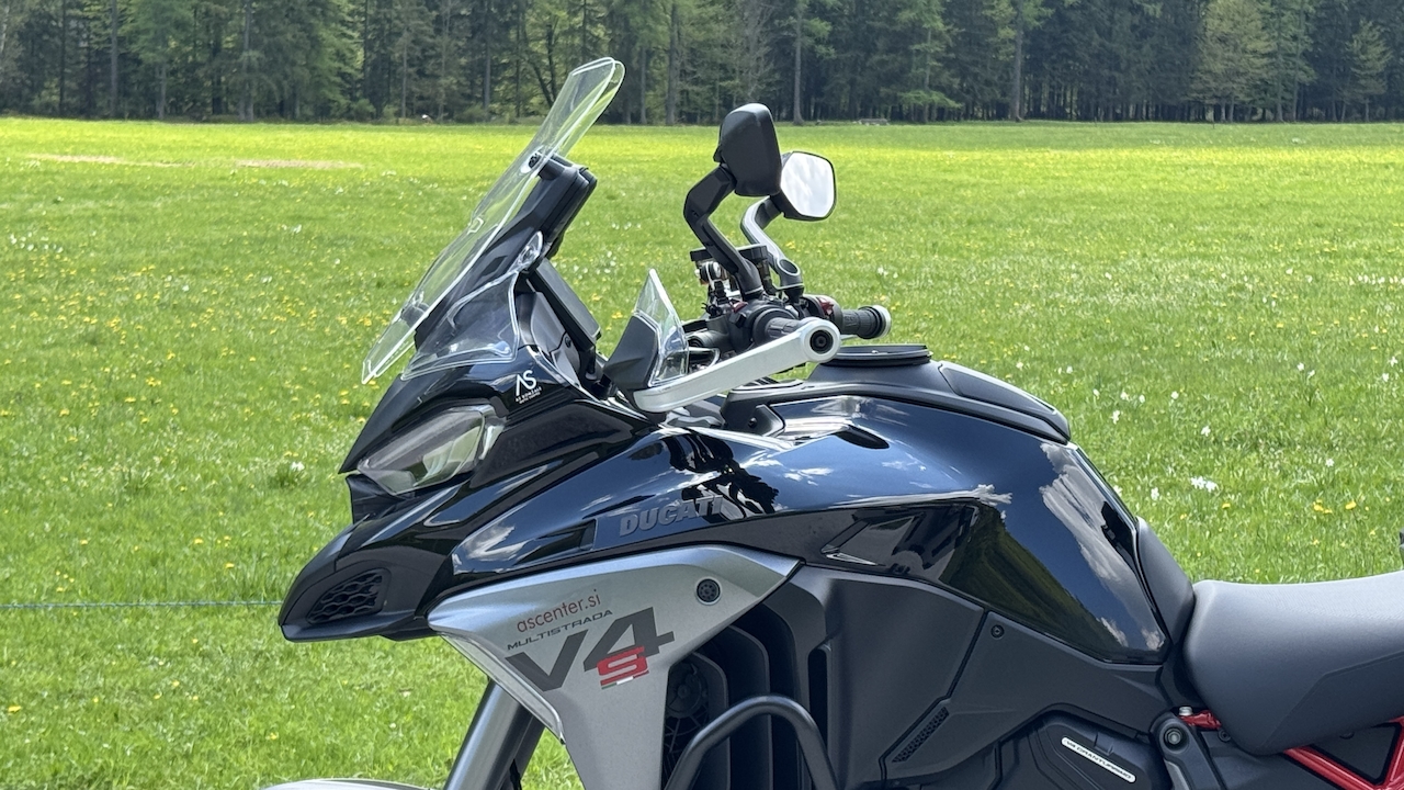 Ducati Multistrada V4S 2025: Vrhunska elektronika za popoln potovalni ...