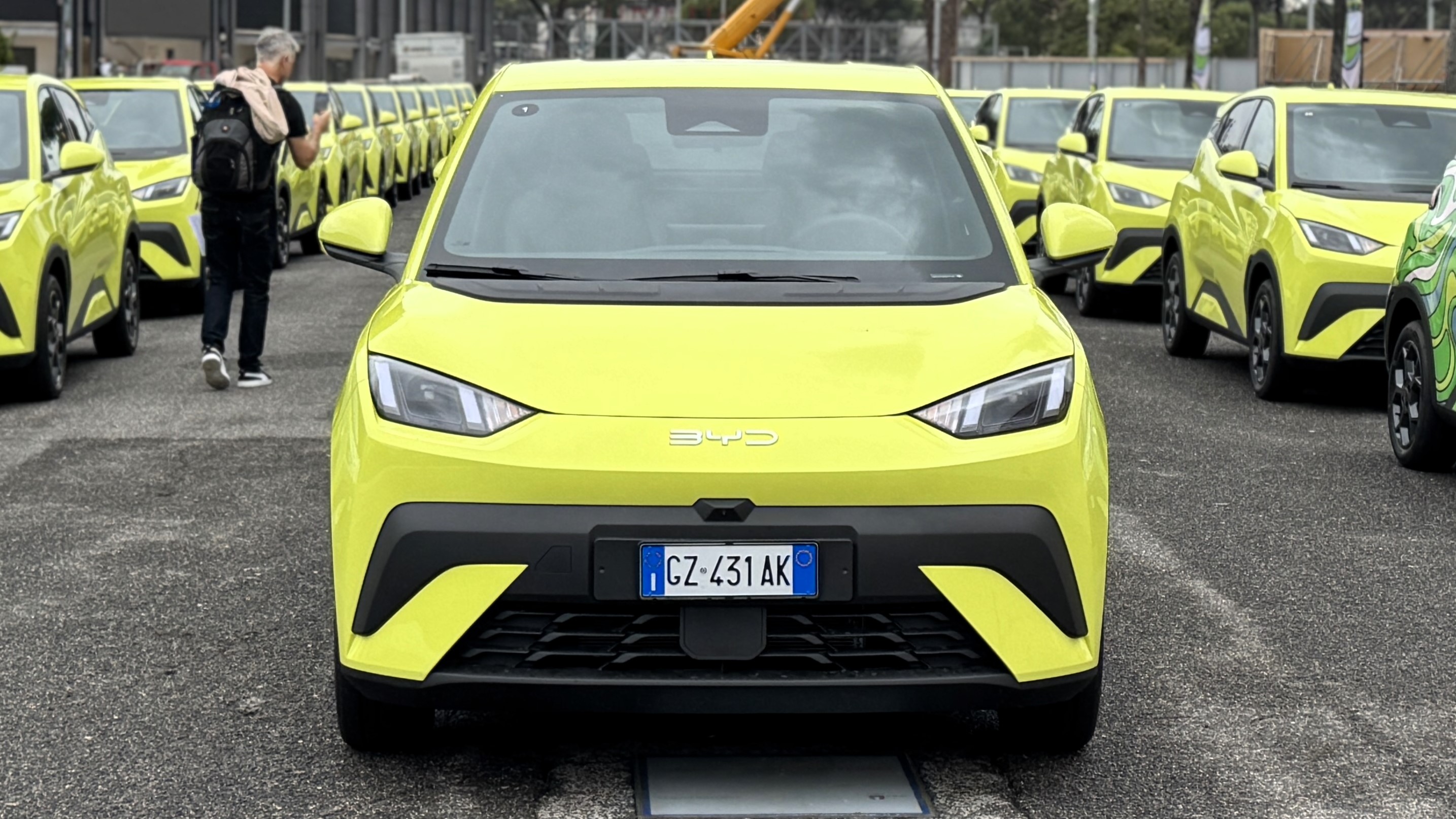 Prvi vtisi: mali električni kitajec danes ponuja tisto, kar Volkswagen ...