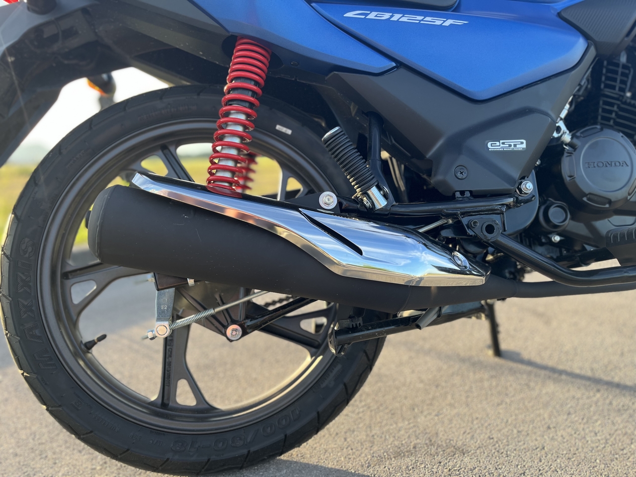 Honda CB125F: moped za vse čase