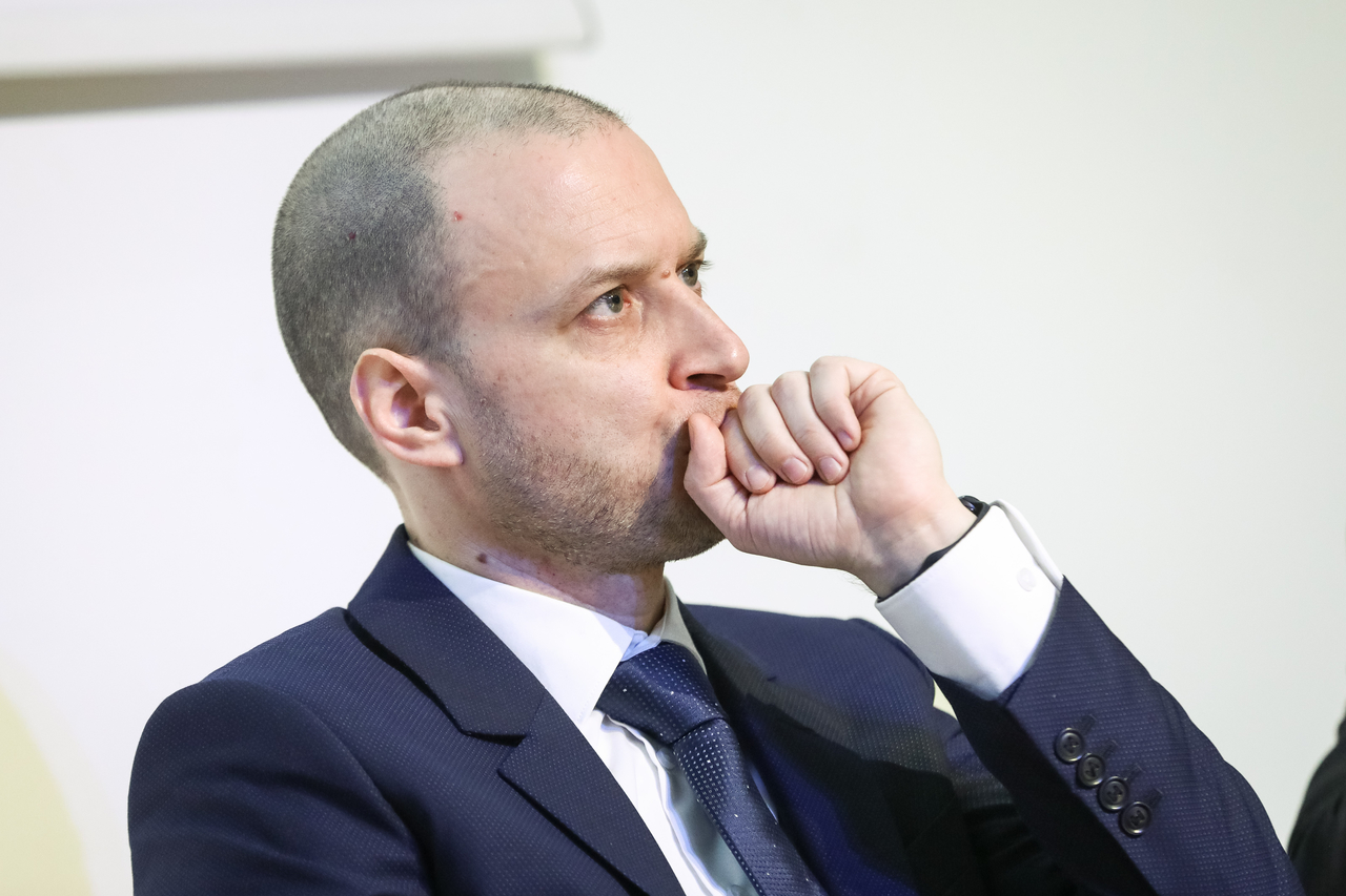 Zakaj centralni bančniki zaradi sanacije bank ne bi smeli biti zaprti ...