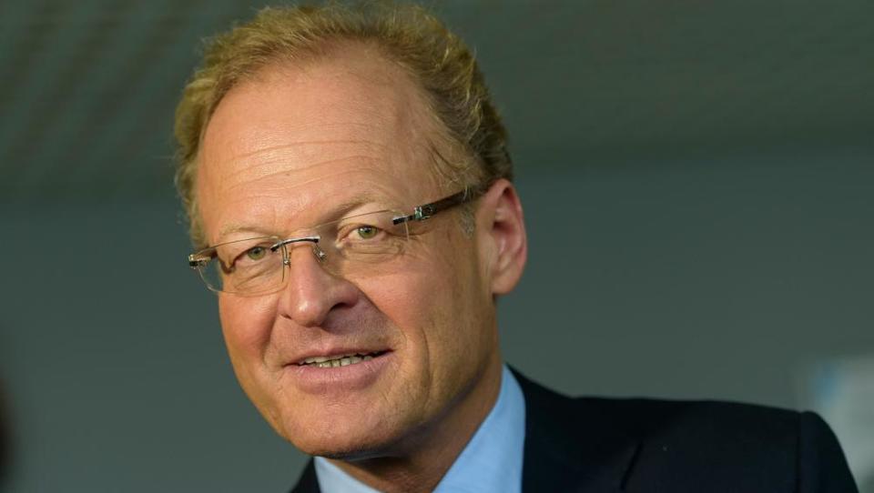 Kriminalisti na sedežu Rika, preiskujejo gradnjo kanalizacijskega ...