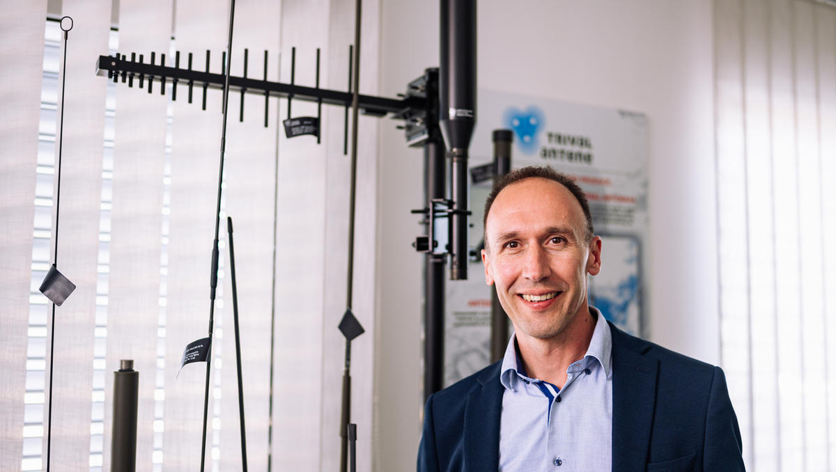 TOP 101: podjetje iz Mengša je s svojimi antenami osvojilo 75 držav