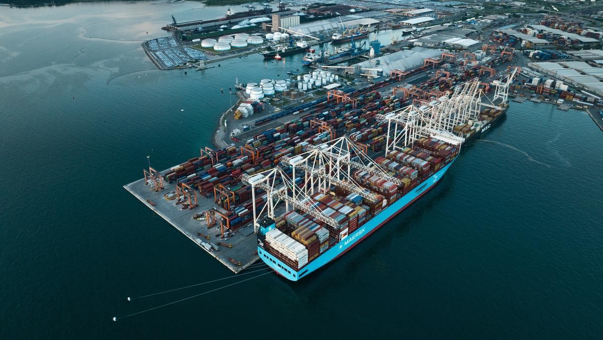 Luka Koper v 2024 z novimi rekordnimi prihodki in rekordnim pretovorom ...