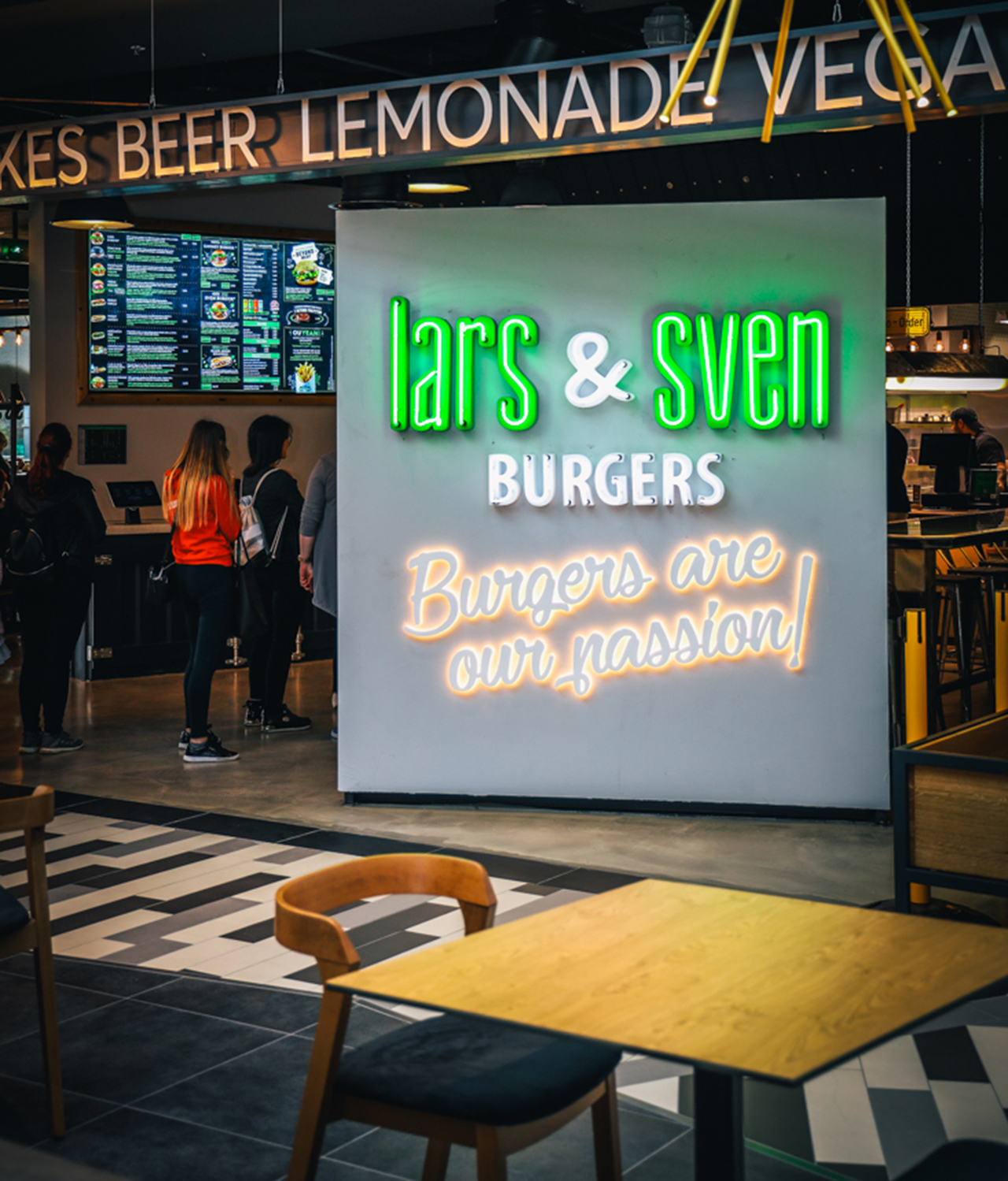 Slovenski burgerji Lars&Sven kmalu tudi v Zagrebu