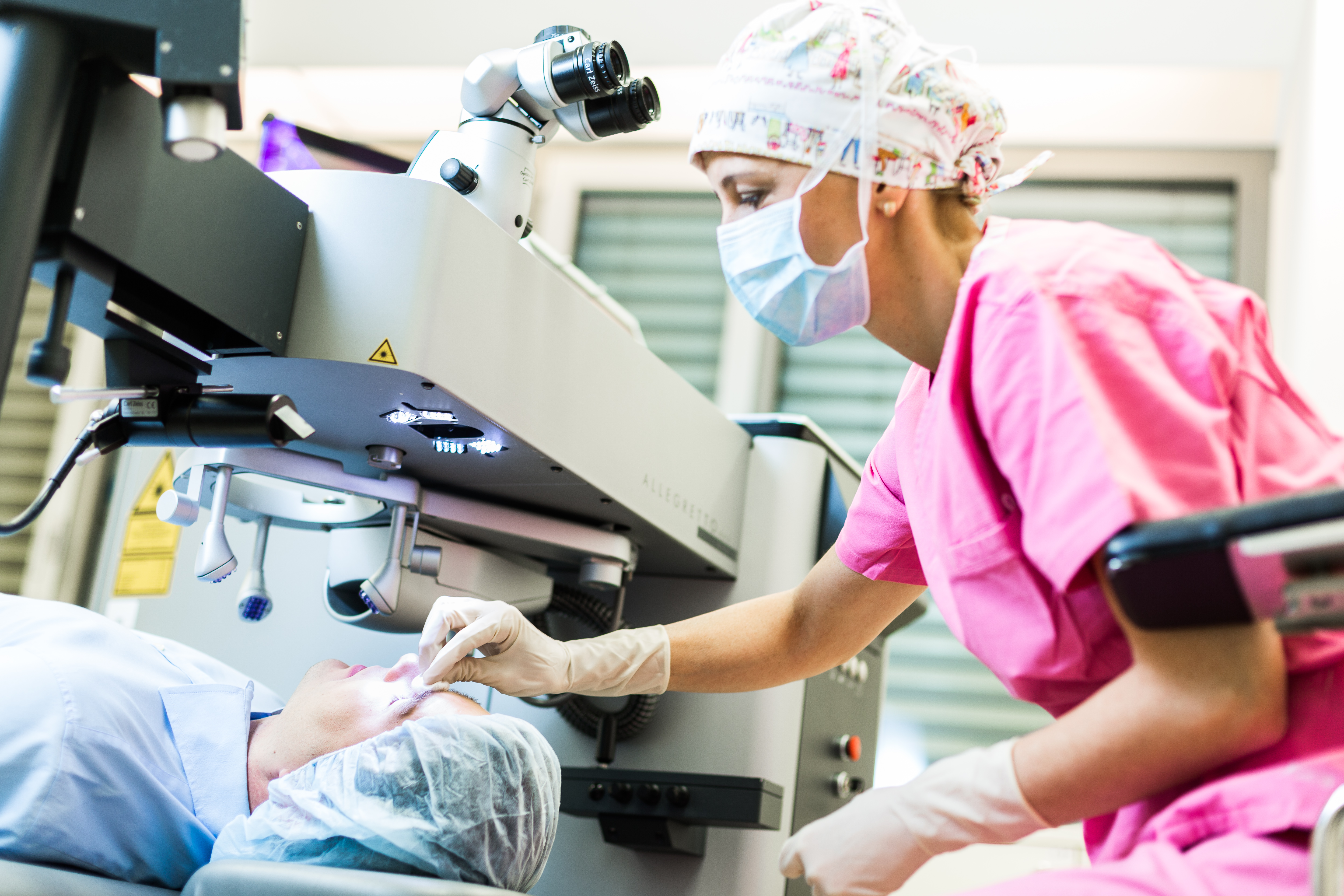 Najsodobnejši laser za trajno odpravo dioptrije Najsodobnejši laser za trajno odpravo dioptrije