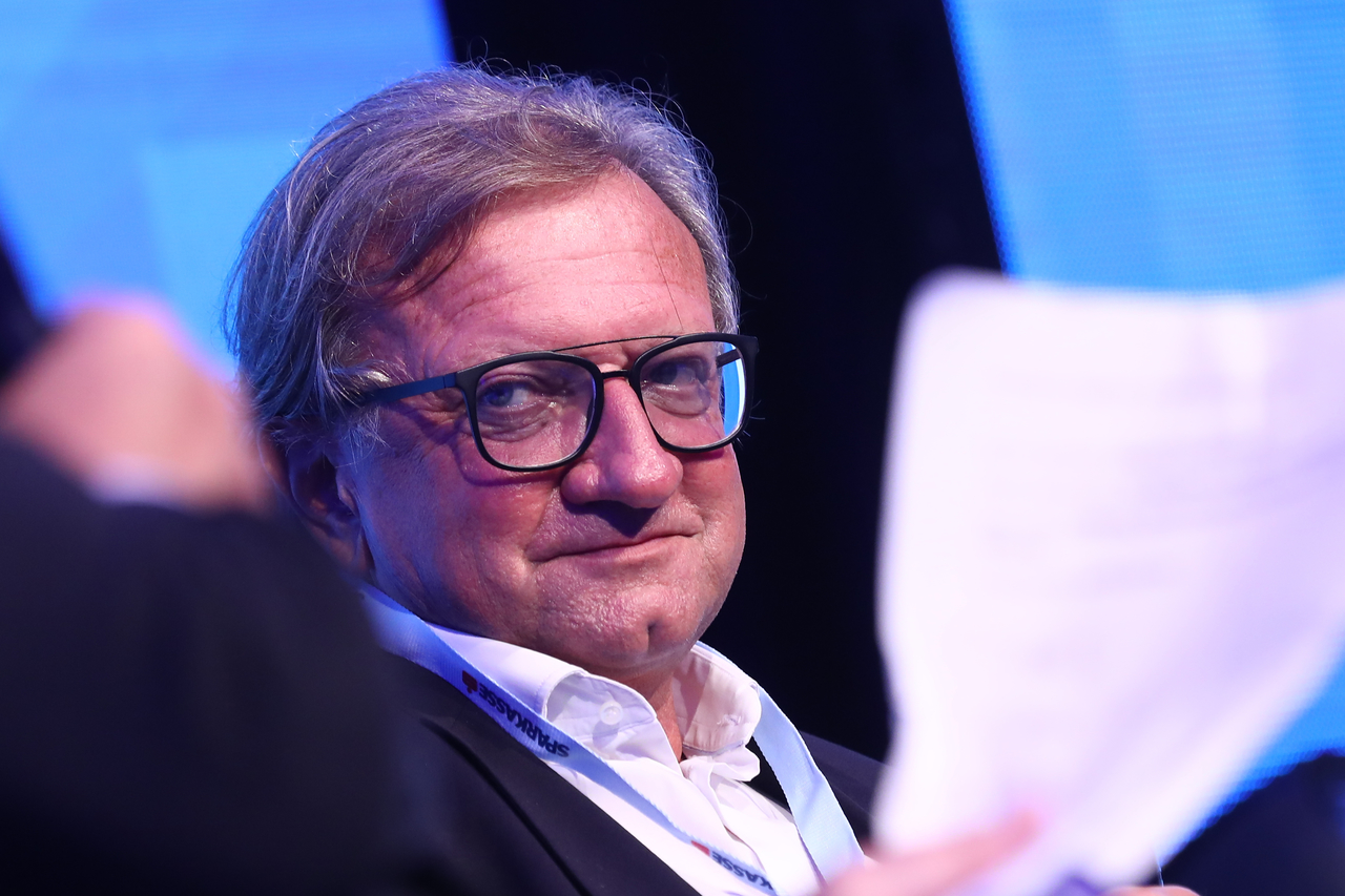 Bitenčev zavod le s hitrimi testi več kot podvojil celoletne lanske ...