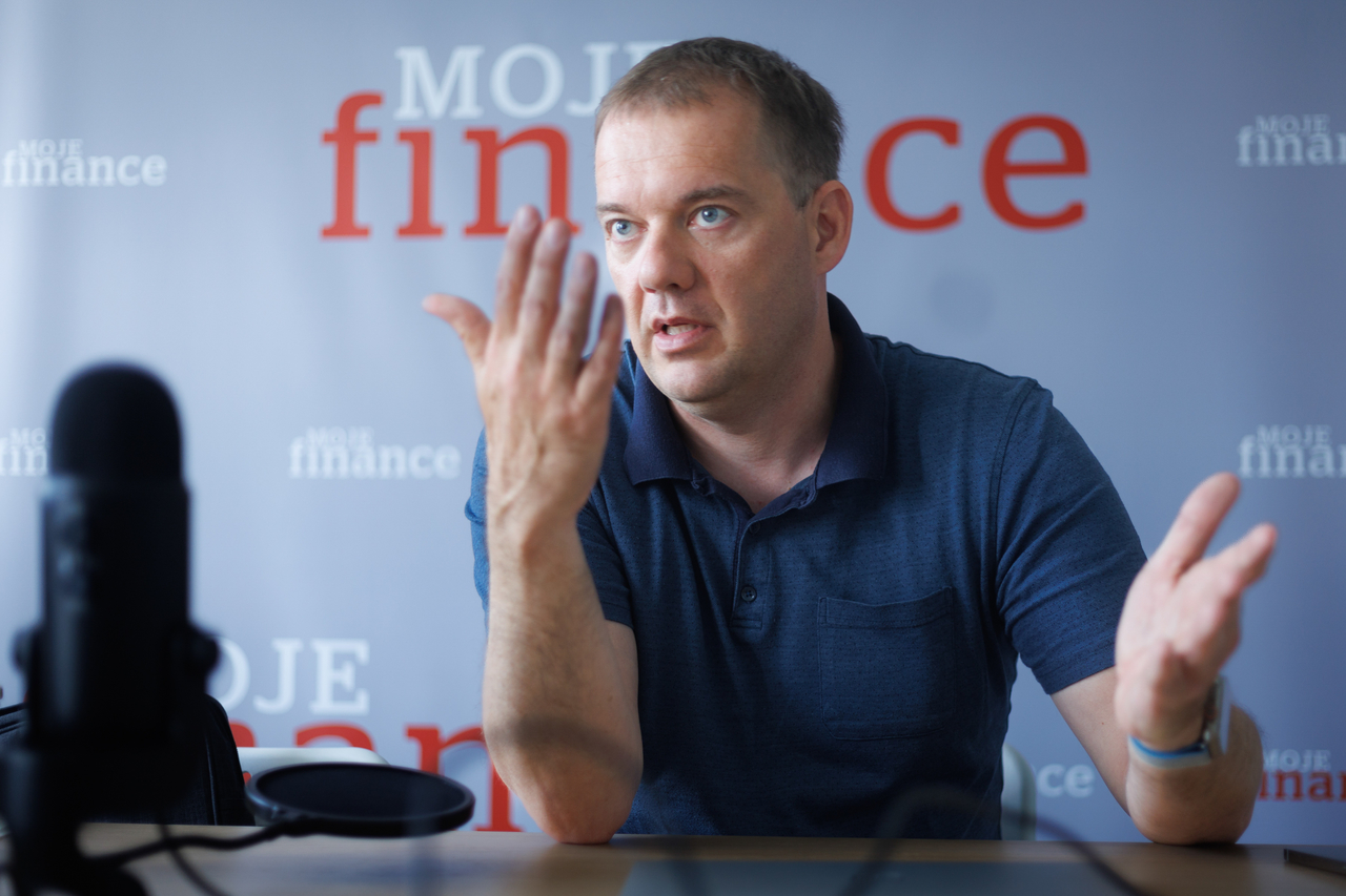 INTERVJU Matej Eljon: Letalske vozovnice so približno 40 odstotkov ...