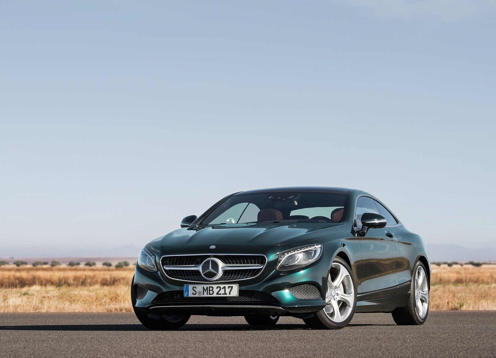 Mercedes-Benz porazil BMW, najlepši je Lešnikov S coupe