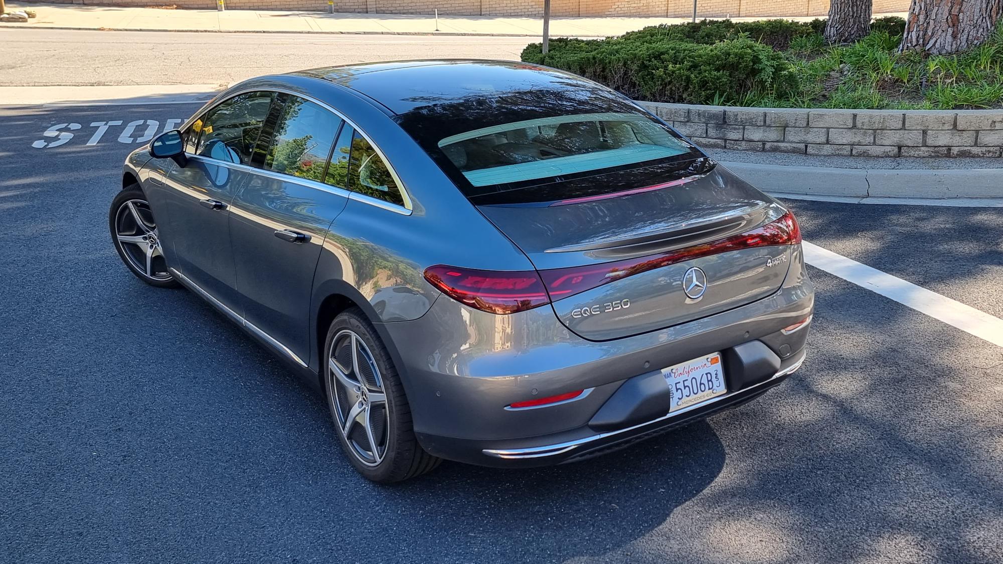 Ekskluzivni petek: EQE 350 4Matic – najbolj vozniški električni mercedes