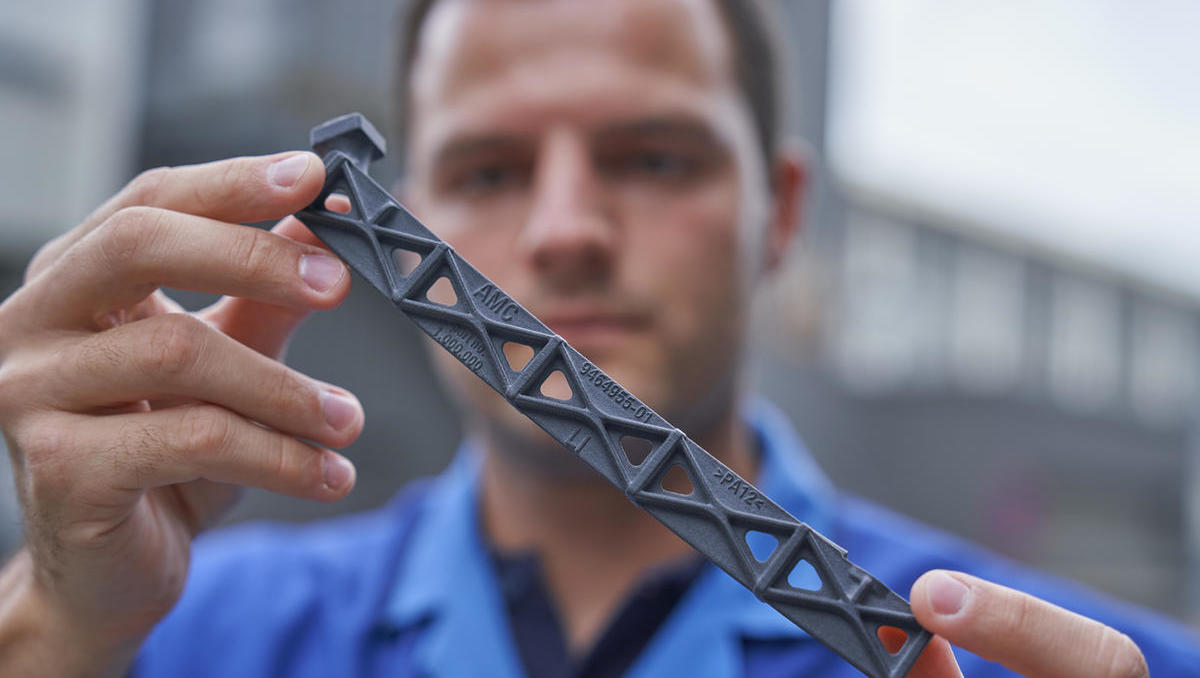 Če potrebuješ sestavni del, si ga natiskaj sam