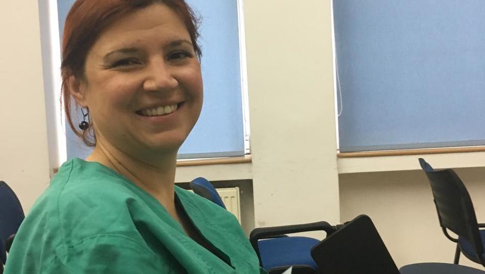 Kako presekati gordijski vozel? Preprosto. Vprašajmo pacienta!