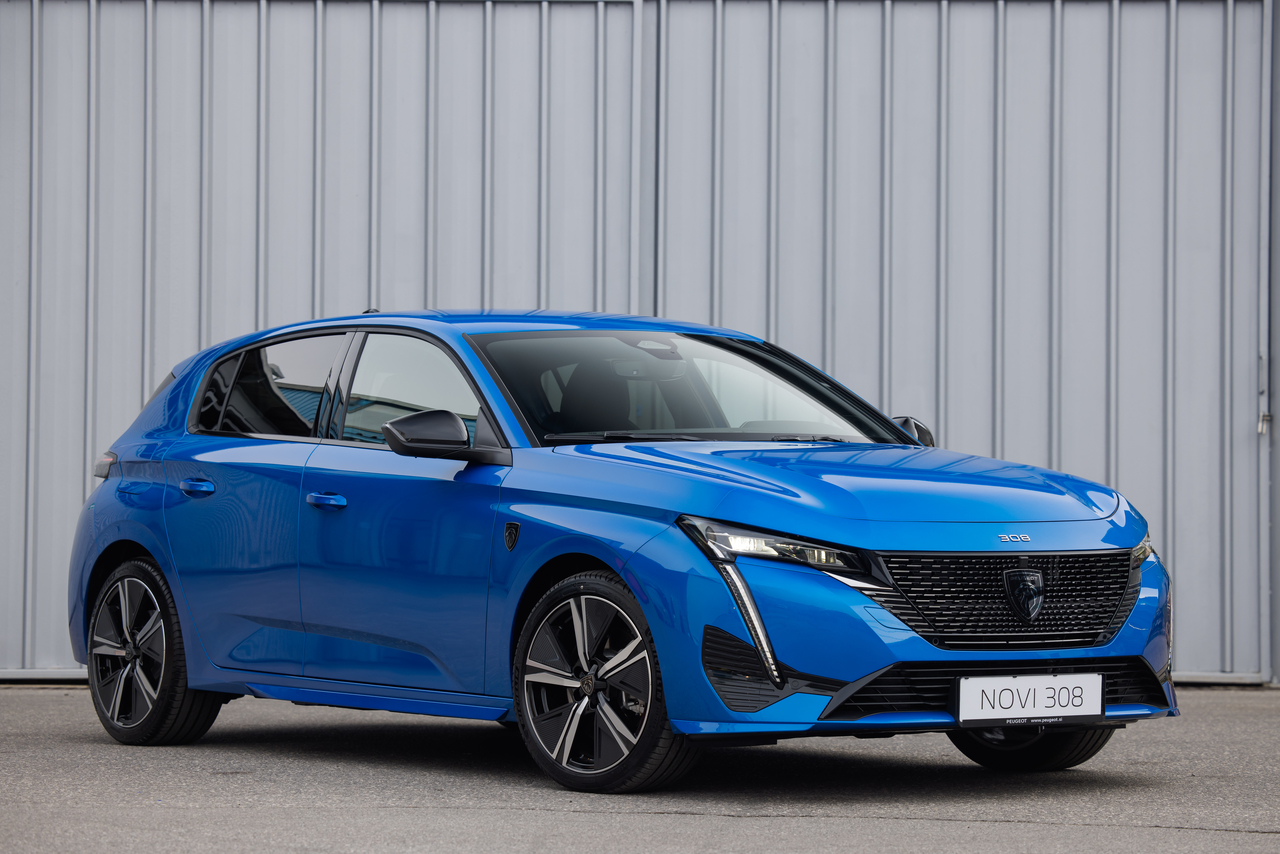 Novi lev že rjove izza ovinka, tudi z res ugodno ceno