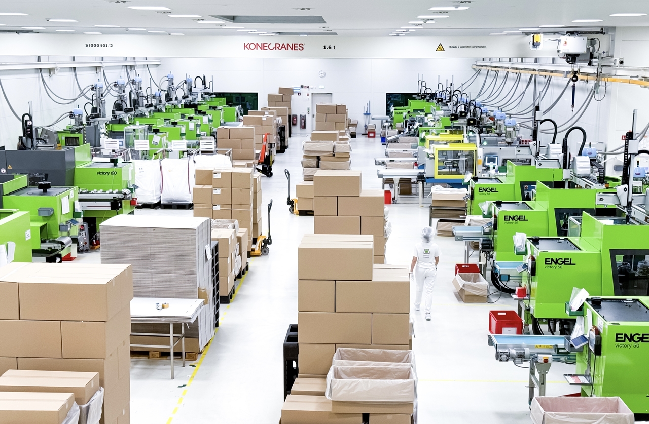 Plastika Virant izboljšala izkoristek strojev za injekcijsko brizganja ...