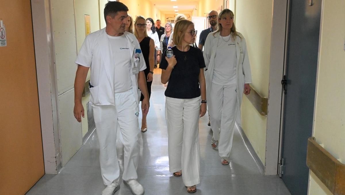 Bolnišnica Celje Plačuje Nore« Cene Za Opremo Za Srčne Operacije