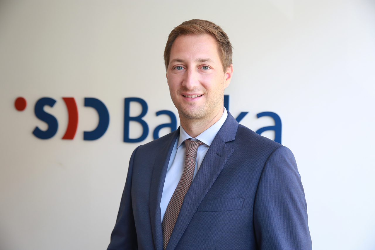 (TOP 2024) Te vsebine Tovarne leta so bralce najbolj pritegnile