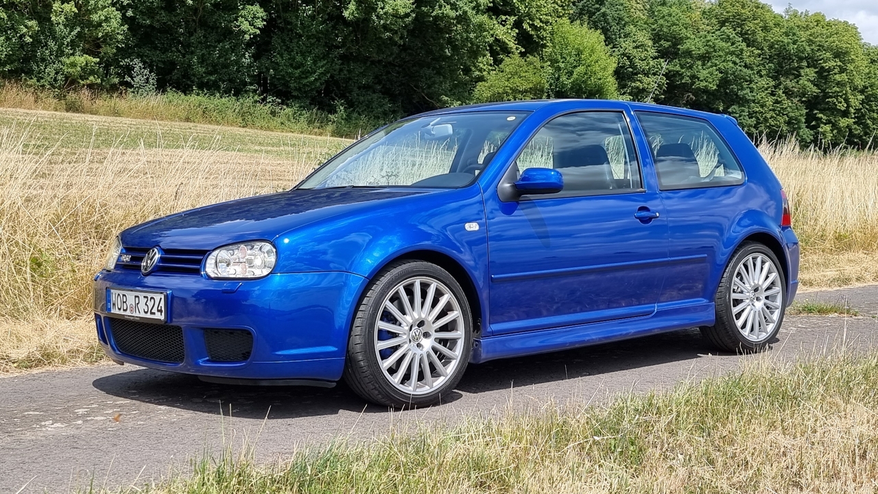 Golf R32 iz časov, ko večanje prostornine in števila valjev še ni ...