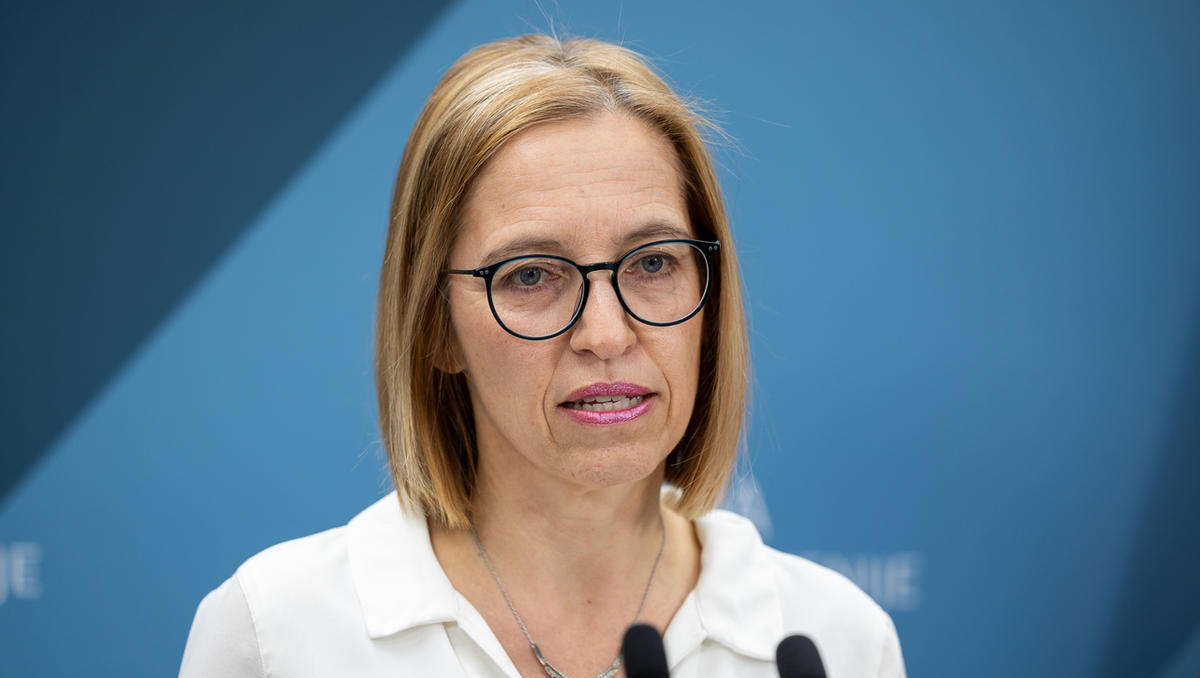 Delo javnih zdravnikov za koncesionarje bo še dovoljeno, a močno omejeno