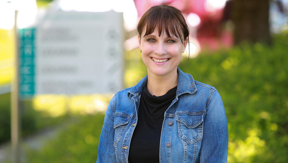 Moja ginekologinja Veronika Testen, dr. med., spec. ginekologije in ...