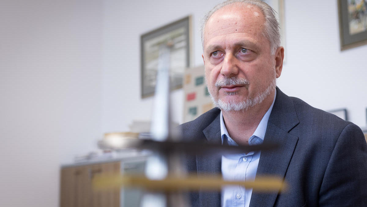 Vojkan Jovičić: Mlajšim kolegom in študentom znanje prenašam že 20 let