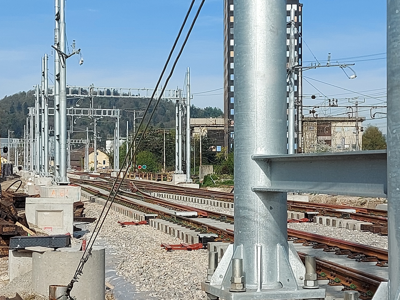 Četrt milijarde za železniško postajo Ljubljana? Tudi na ponovljenem ...