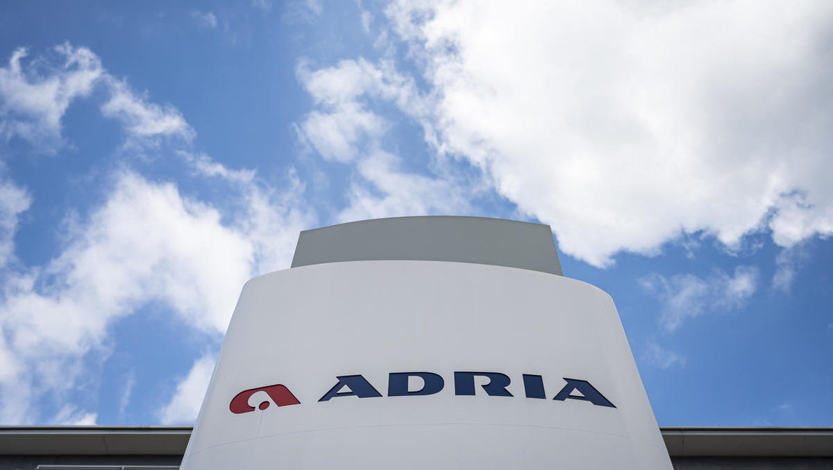 Adria Mobil pometla s konkurenco in pobrala prestižno nemško ...