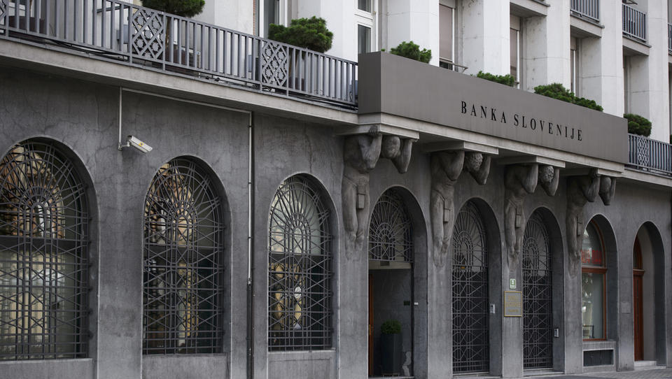 Banka Slovenije zvišala napoved letošnje rasti BDP, pa tudi stopnje ...