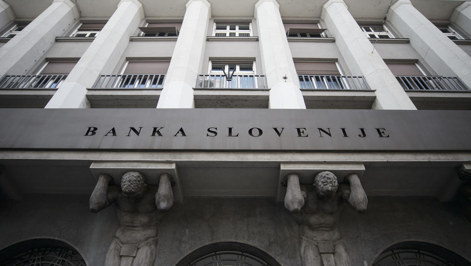 Banka Slovenije o pričakovanem višanju cen, gospodarski aktivnosti in ...