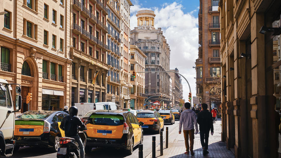 Španija umika 53.000 turističnih stanovanj za mlade