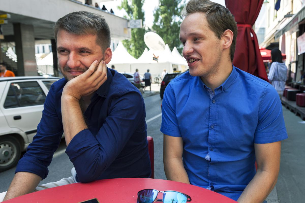 (intervju) Režiser Rok Biček in igralec Matej Rajk: Ko je scenarist kar ...