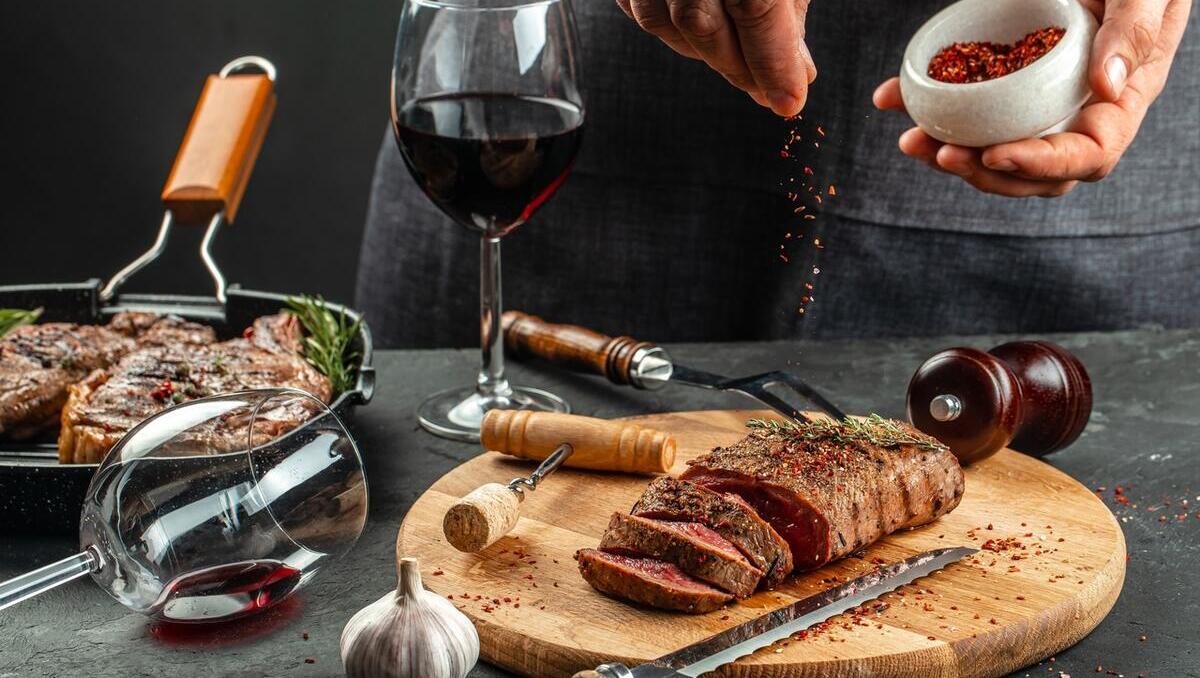 Kako spajamo rdeče meso in vino