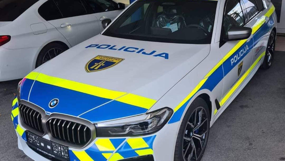 Avtocestna policija kmalu z dvema BMW-jema