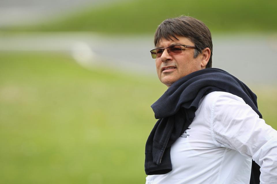 Menedžerske limuzine v rokah direktorjev