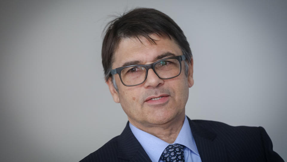 Steklarna Hrastnik v gradnjo tovarne na Poljskem in v iskanje ...